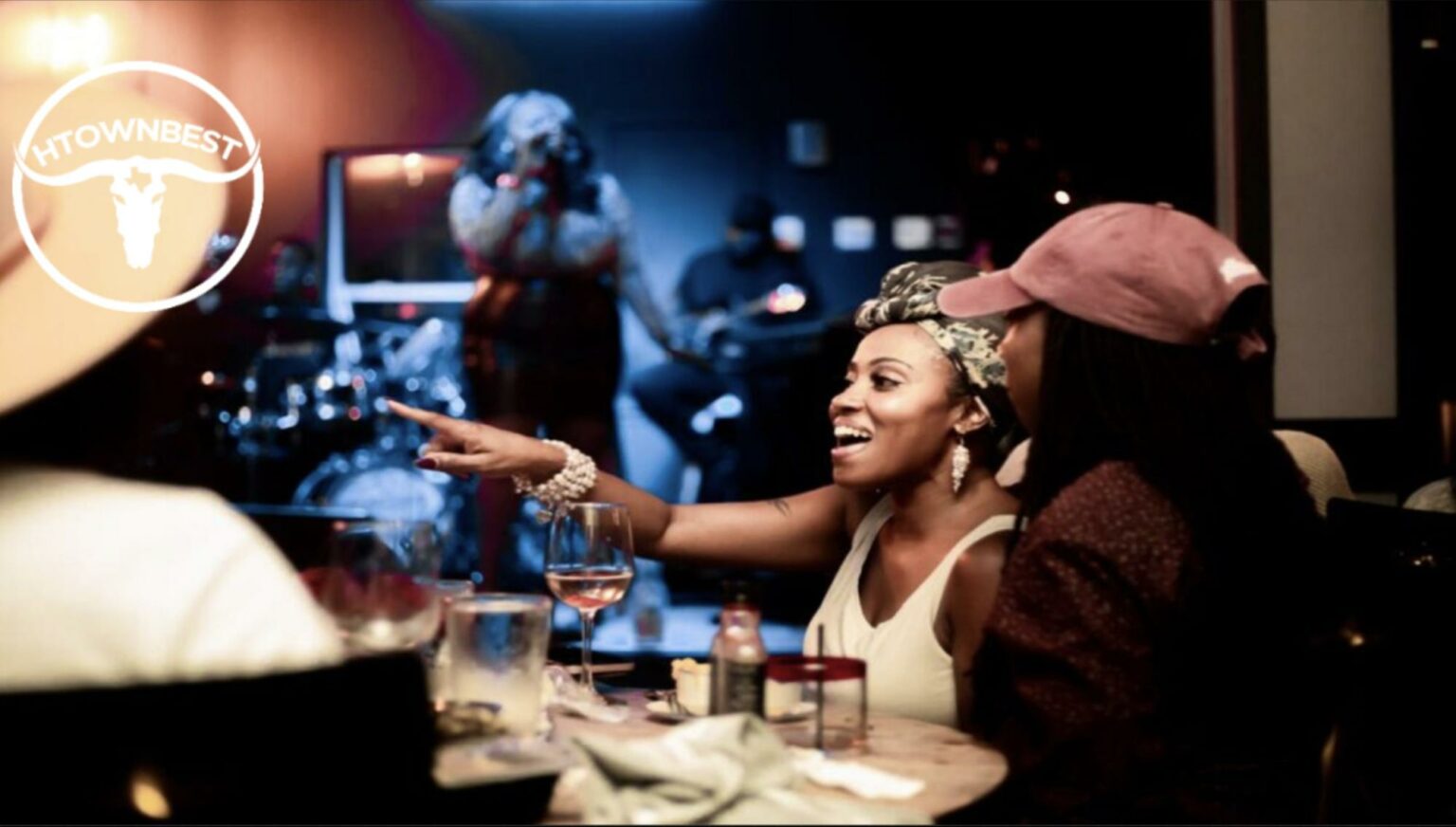 The 5 Best Bars and Restaurants with Live R&B Music [2026 ]