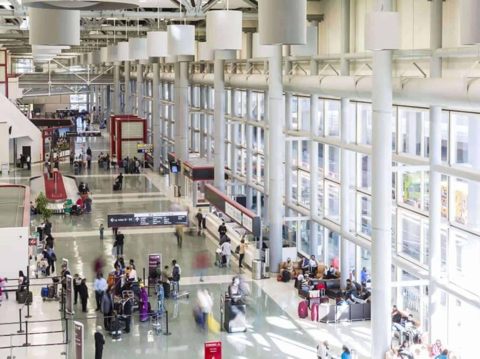 How long should my layover in Houston be?