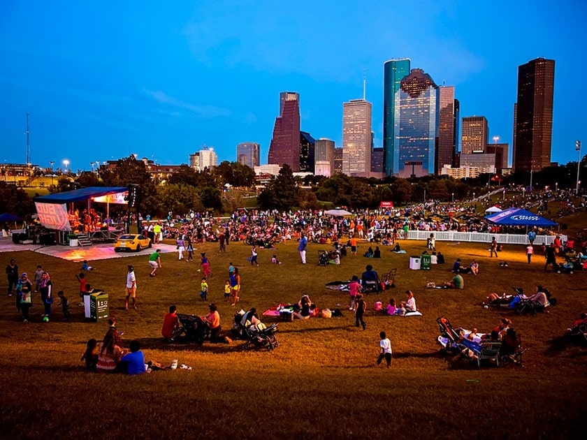 Skyline Sights: Spots to Catch Houston’s Stunning Skyline